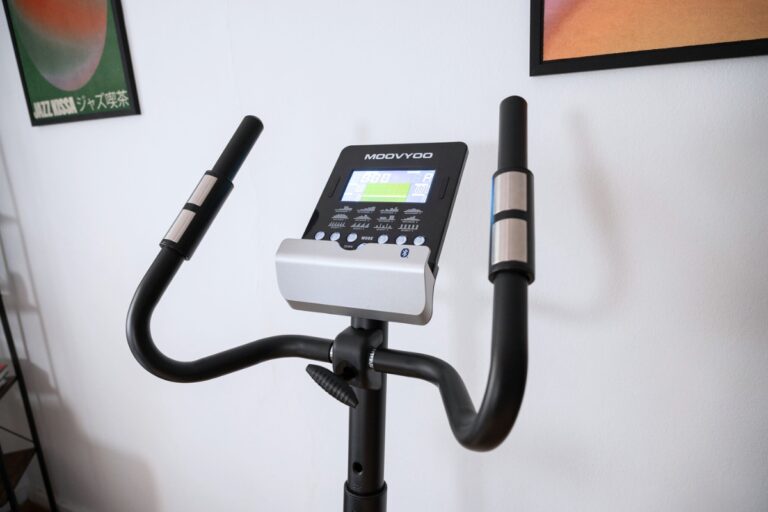 Vélo d'appartement Moovyoo Ultra Green B 2.0 : Test et Avis - Fitness ...